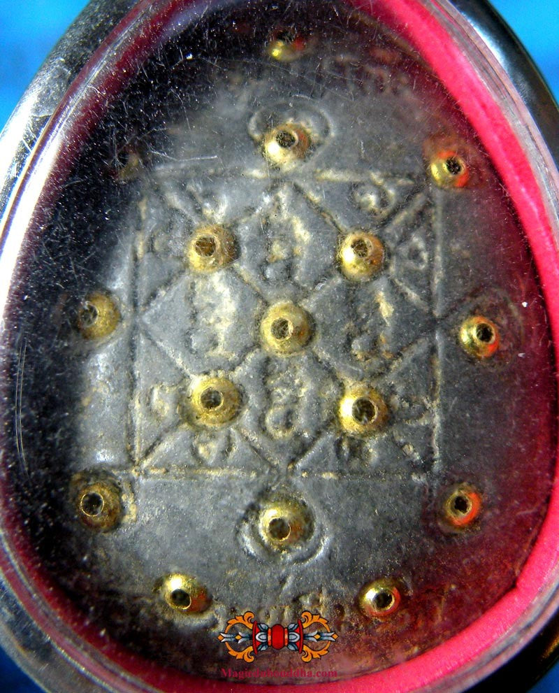 Rare Phra Pidta amulet "special edition" - Wat Pradu Chimplee (temple ...