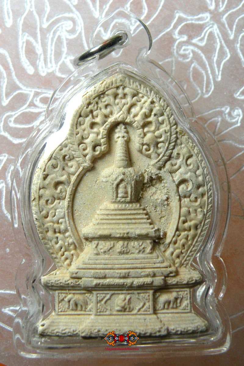 Precious amulet Somdej Ong Pathom Boroma Jakkapat - Wat Saket.| La ...