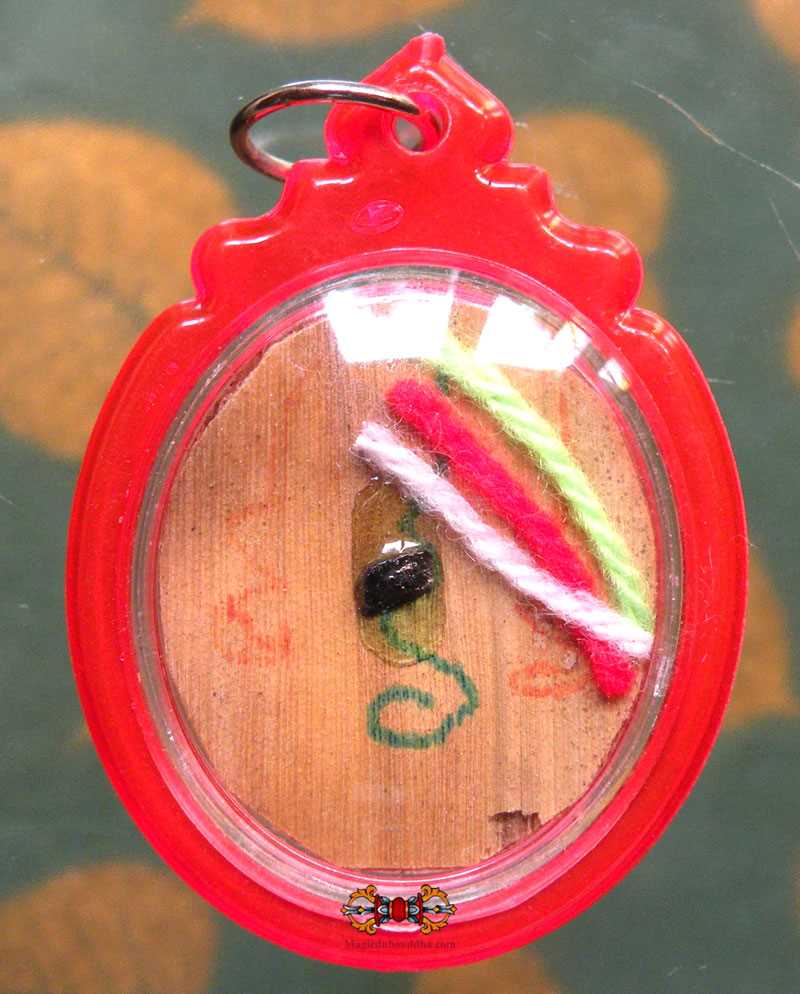 Amulette "vaudou Thai" Mae Nang Tanee (fantôme du bananier) - Vénérabl ...